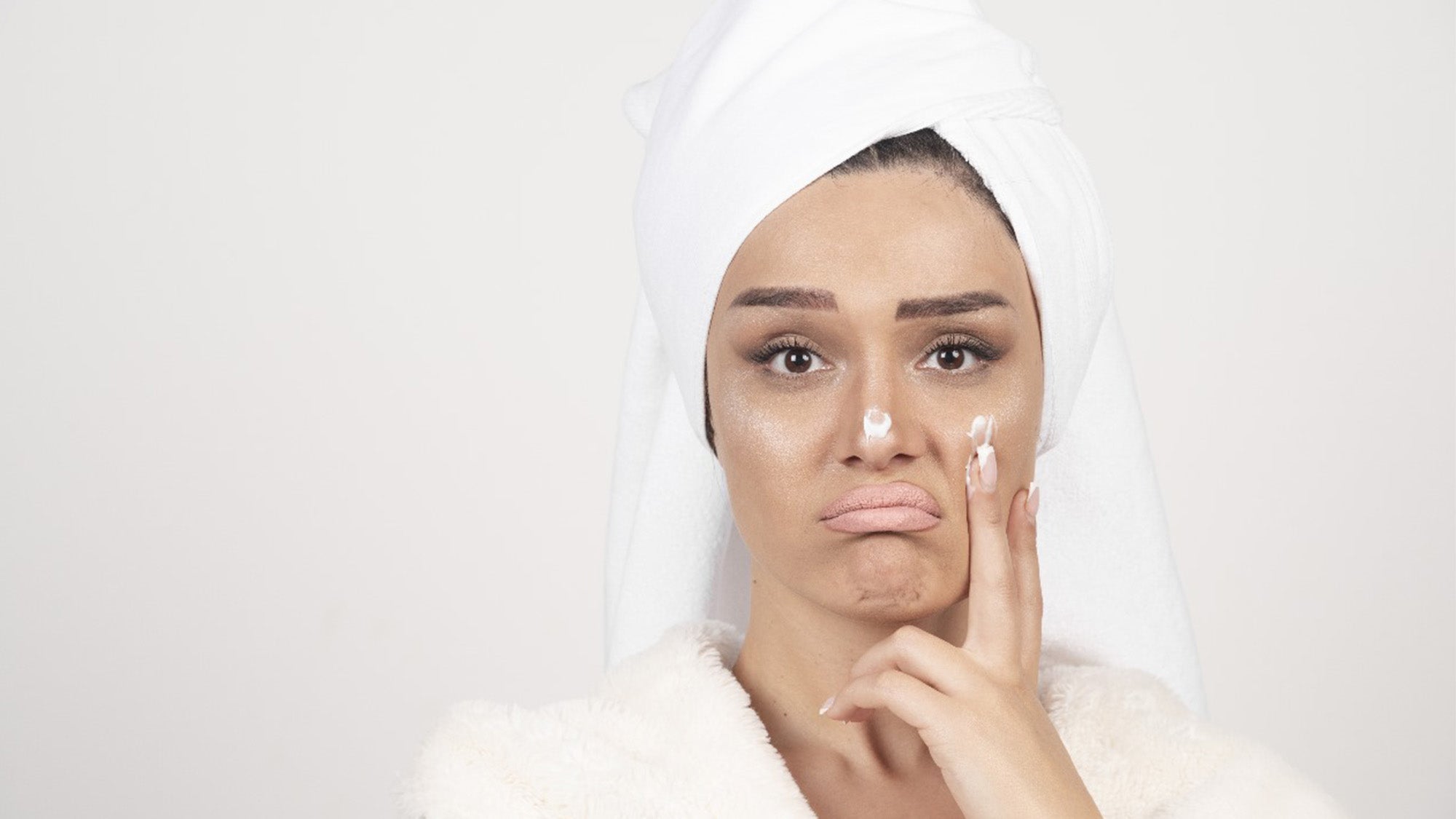 Understanding and managing your oily skin : Solutions, tips and much m ...